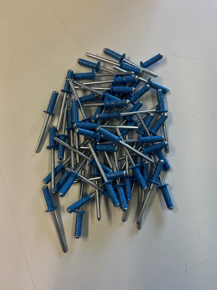 4.8mm x 15mm 0619 Rivet Solent Blue (250) – The Roofing Store
